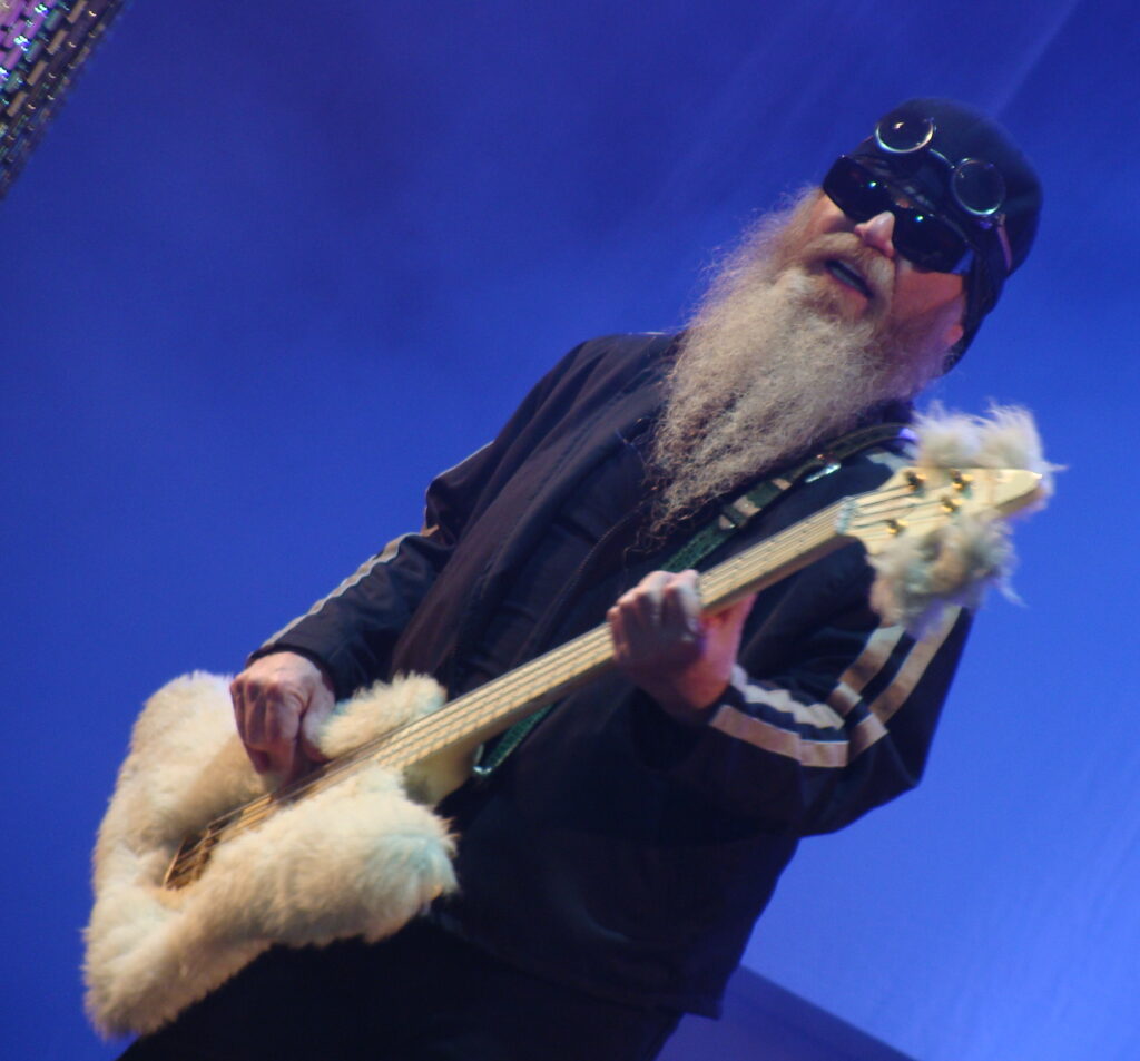 Legendary ZZ Top Guitarist Dusty Hill: Dead at 72 – PRO MOTION Music News