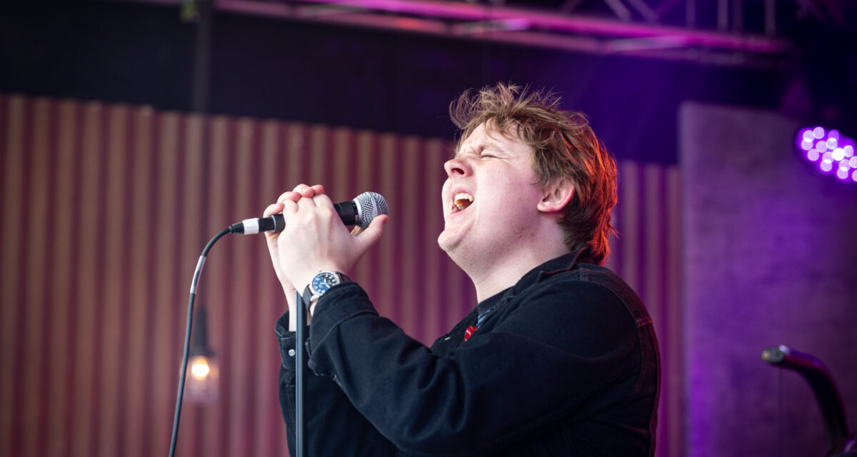 Lewis Capaldi Returns With ‘Survive’: Look + Listen – PRO MOTION Music News